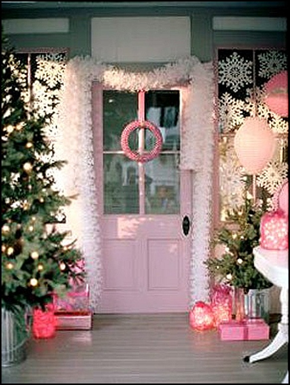 Good Life of Design: In The Pink For Christmas!!